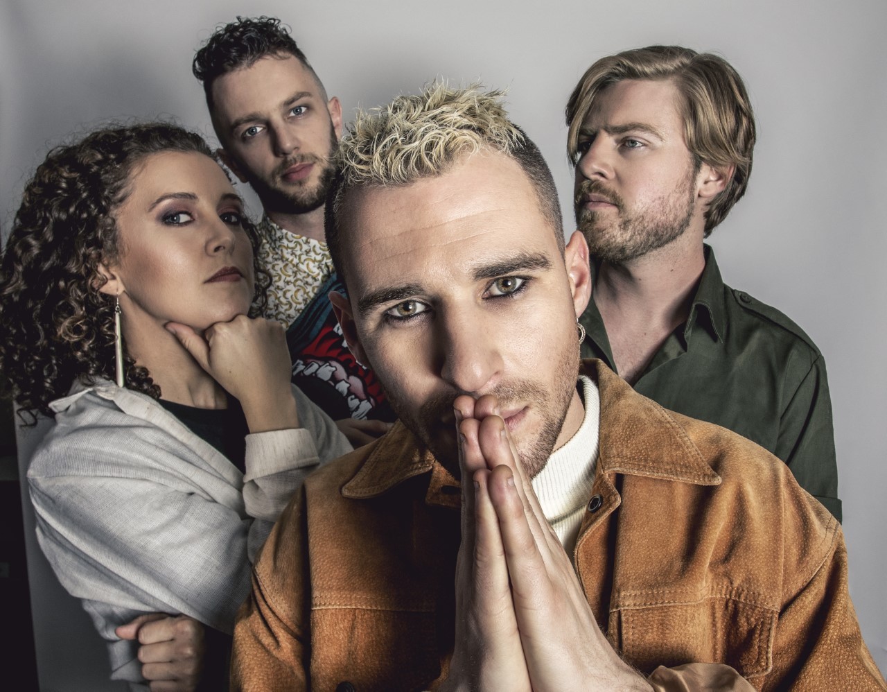 Alex Farrell's Instagram, Twitter & Facebook on IDCrawl