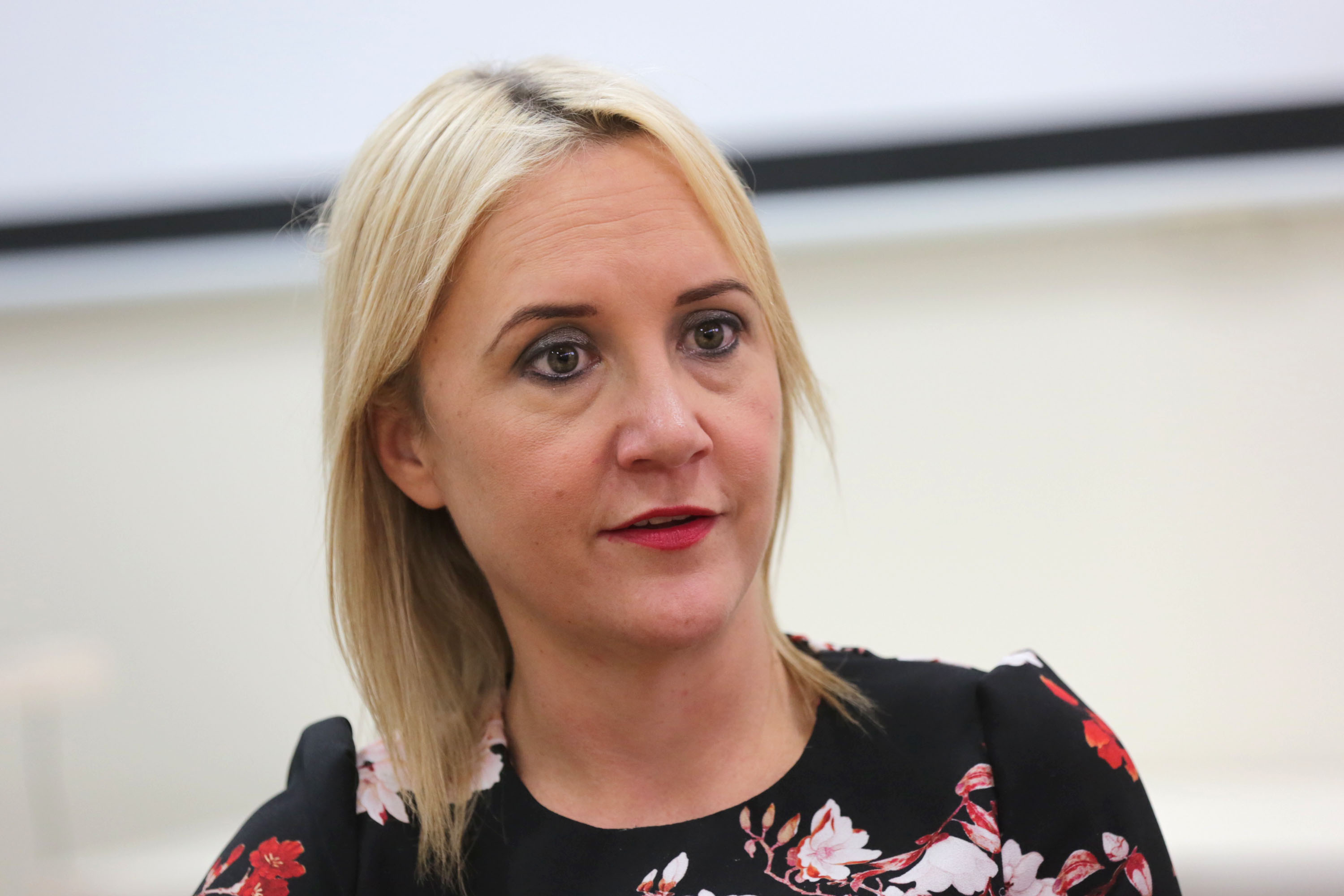 Lisa Cuff's Instagram, Twitter & Facebook on IDCrawl