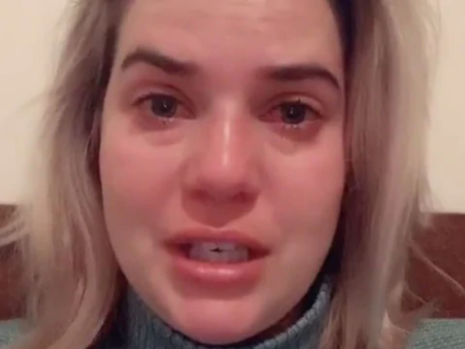 Laura Clare's Instagram, Twitter & Facebook on IDCrawl