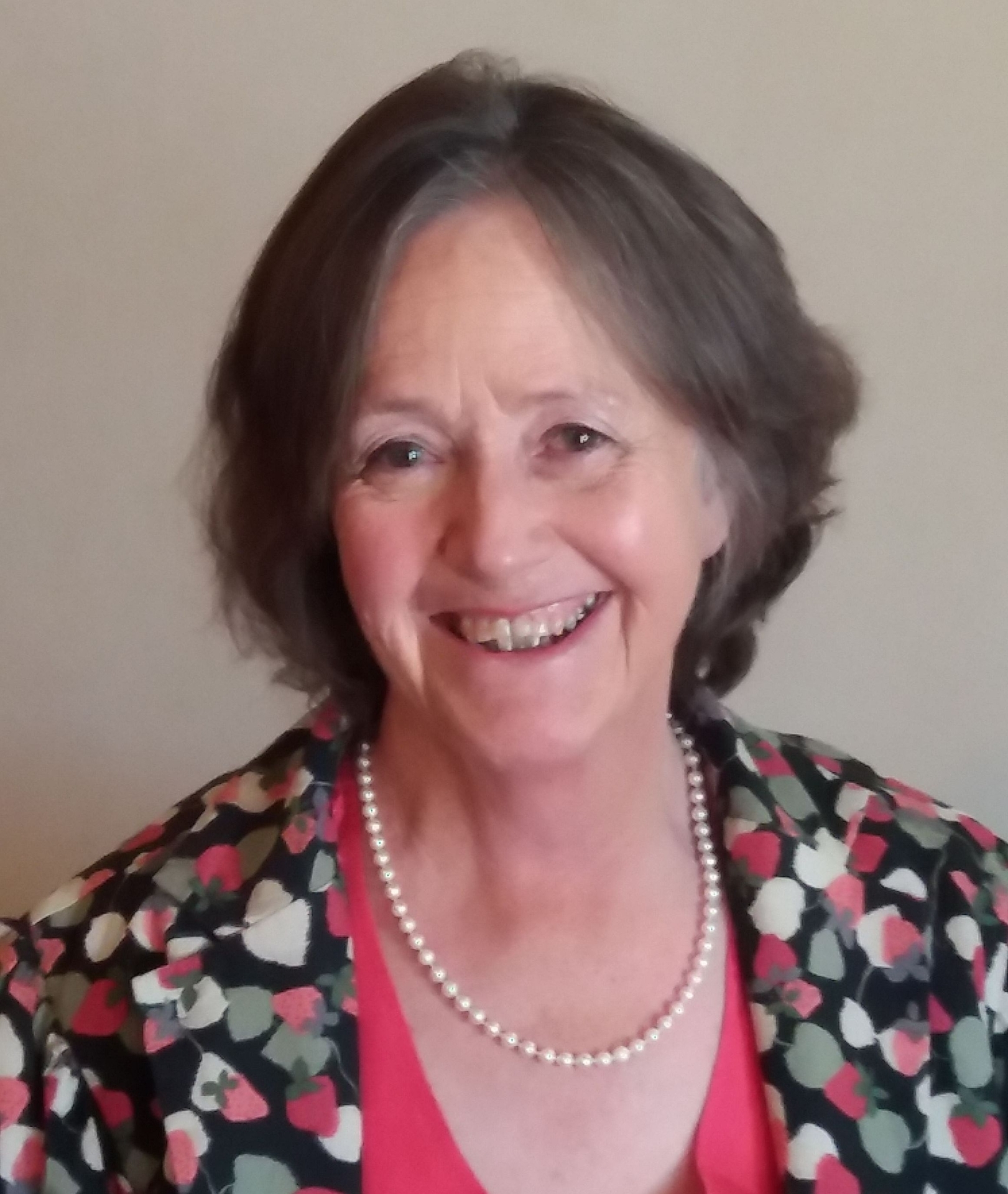 Sally Butler's Instagram, Twitter & Facebook on IDCrawl