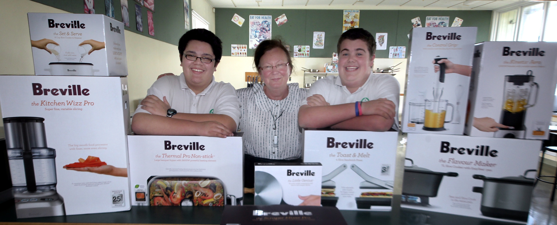 Linda Hardcastle's Instagram, Twitter & Facebook on IDCrawl