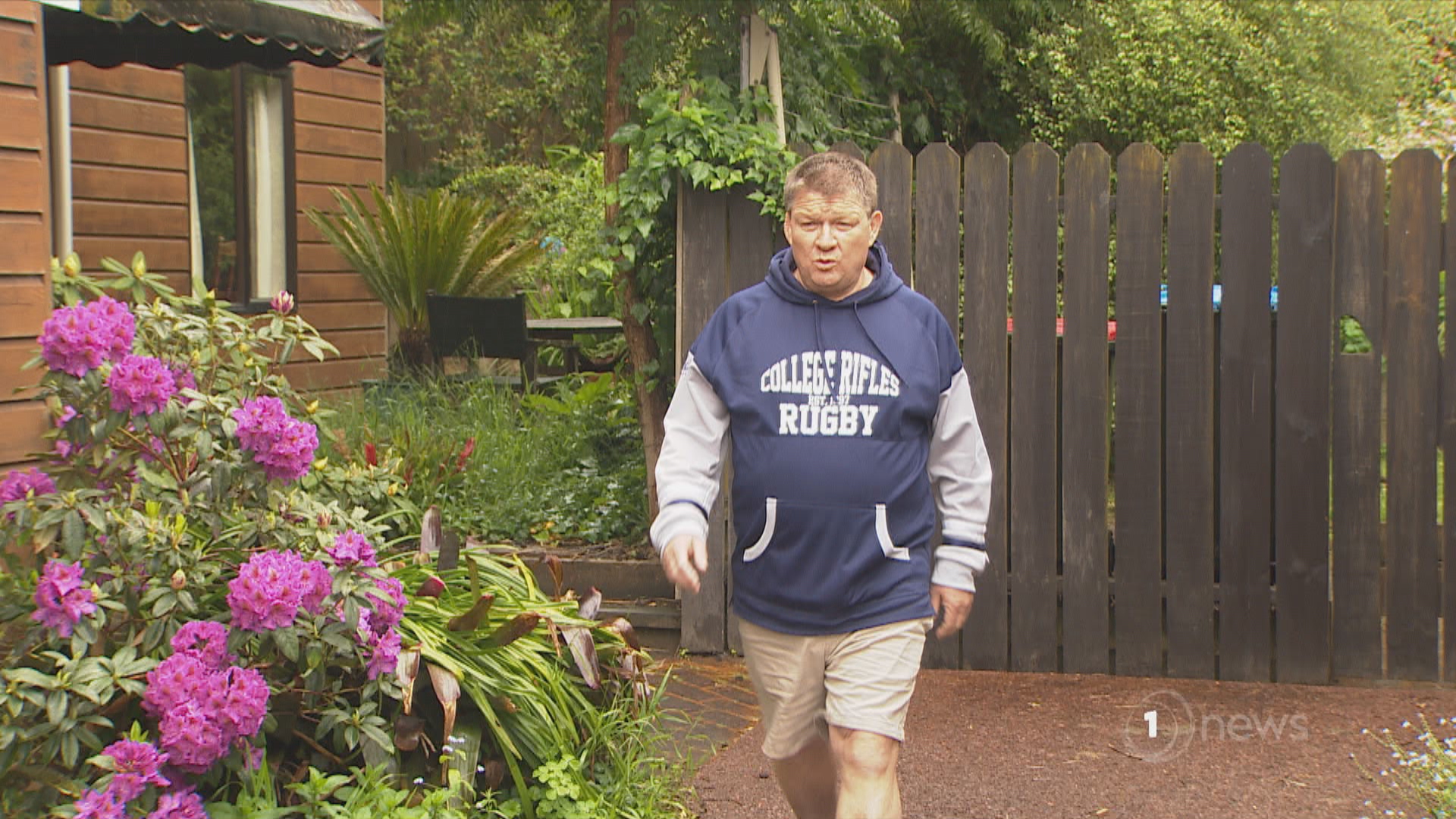 Kiwi with underlying health conditions feels ‘lucky’ to get booster shot