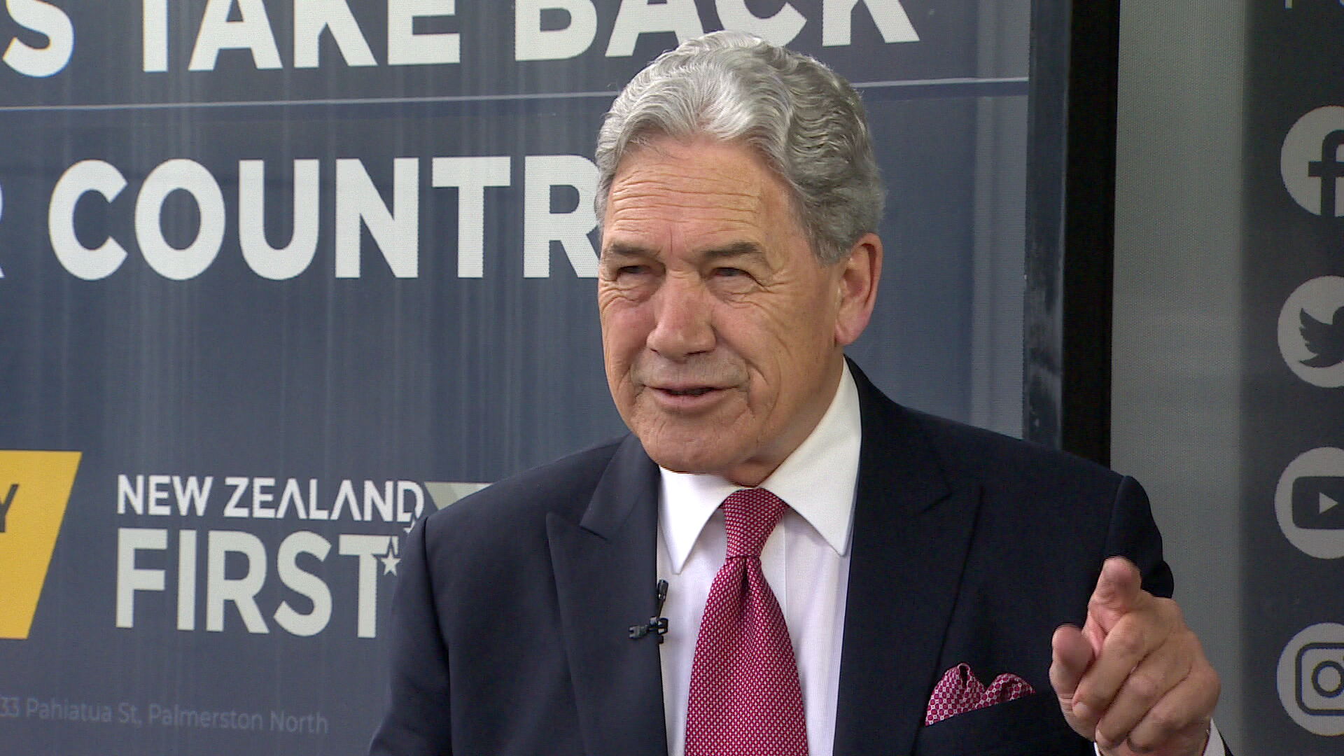 Poll: Kingmaker Peters not getting 'smug' over position