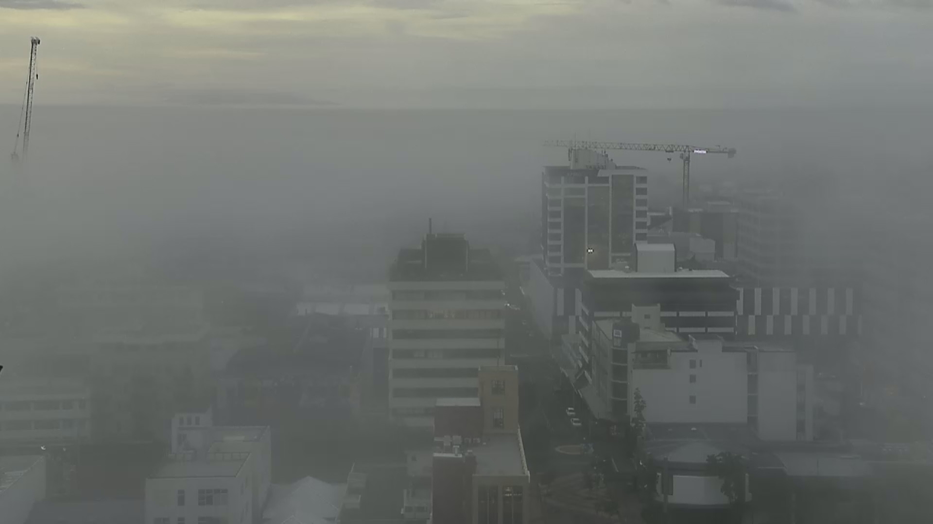 Stunning video shows sun rising over foggy Auckland