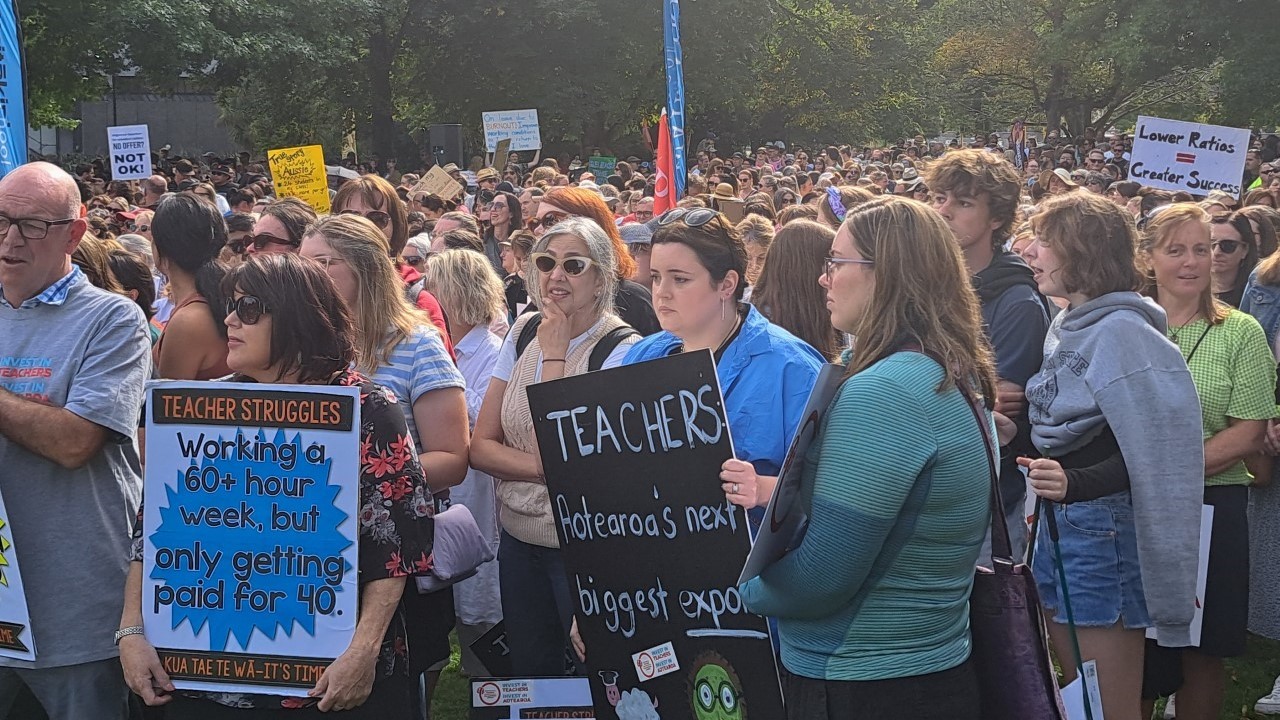 High school teachers strike for second time this month