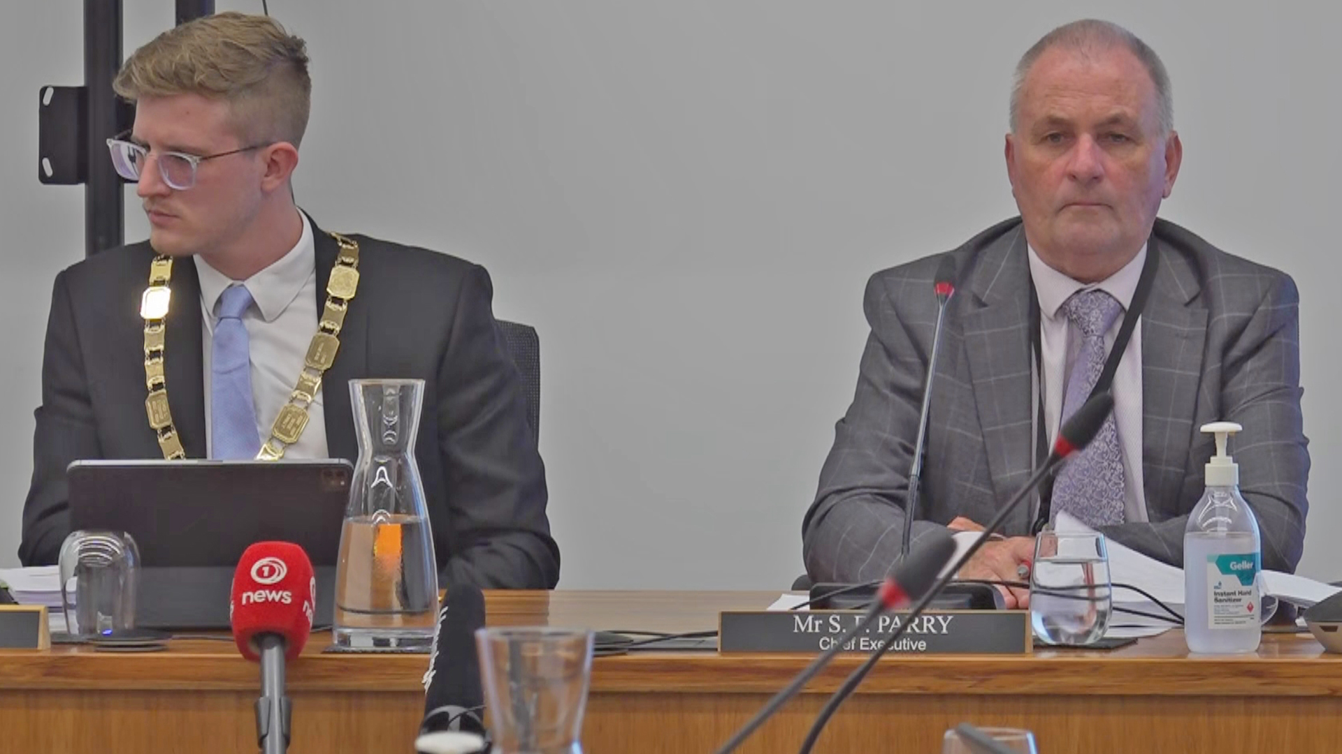 Gore District Council drops independent inquiry over leadership stoush