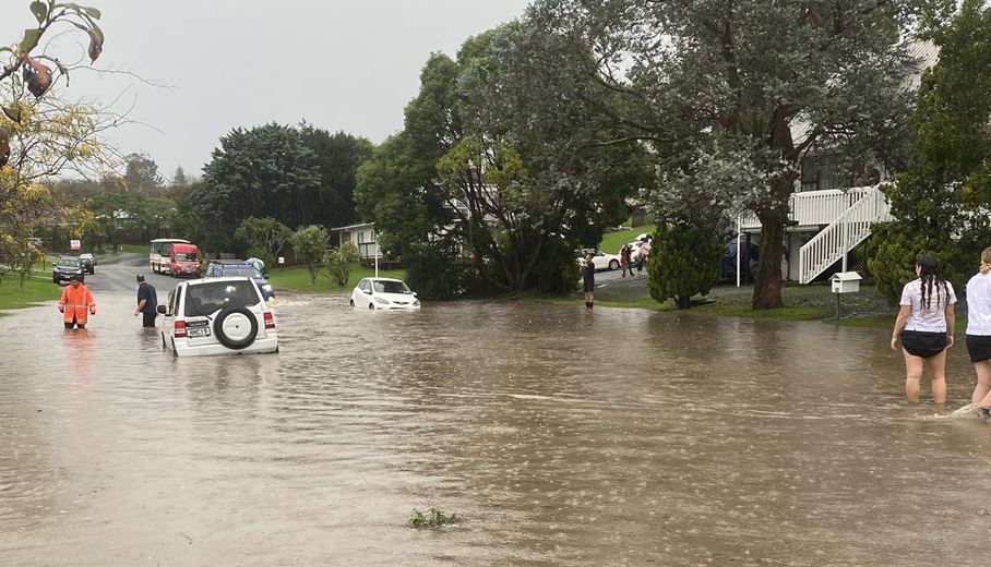 Subtropical low could bring heavy rain, severe gales this week