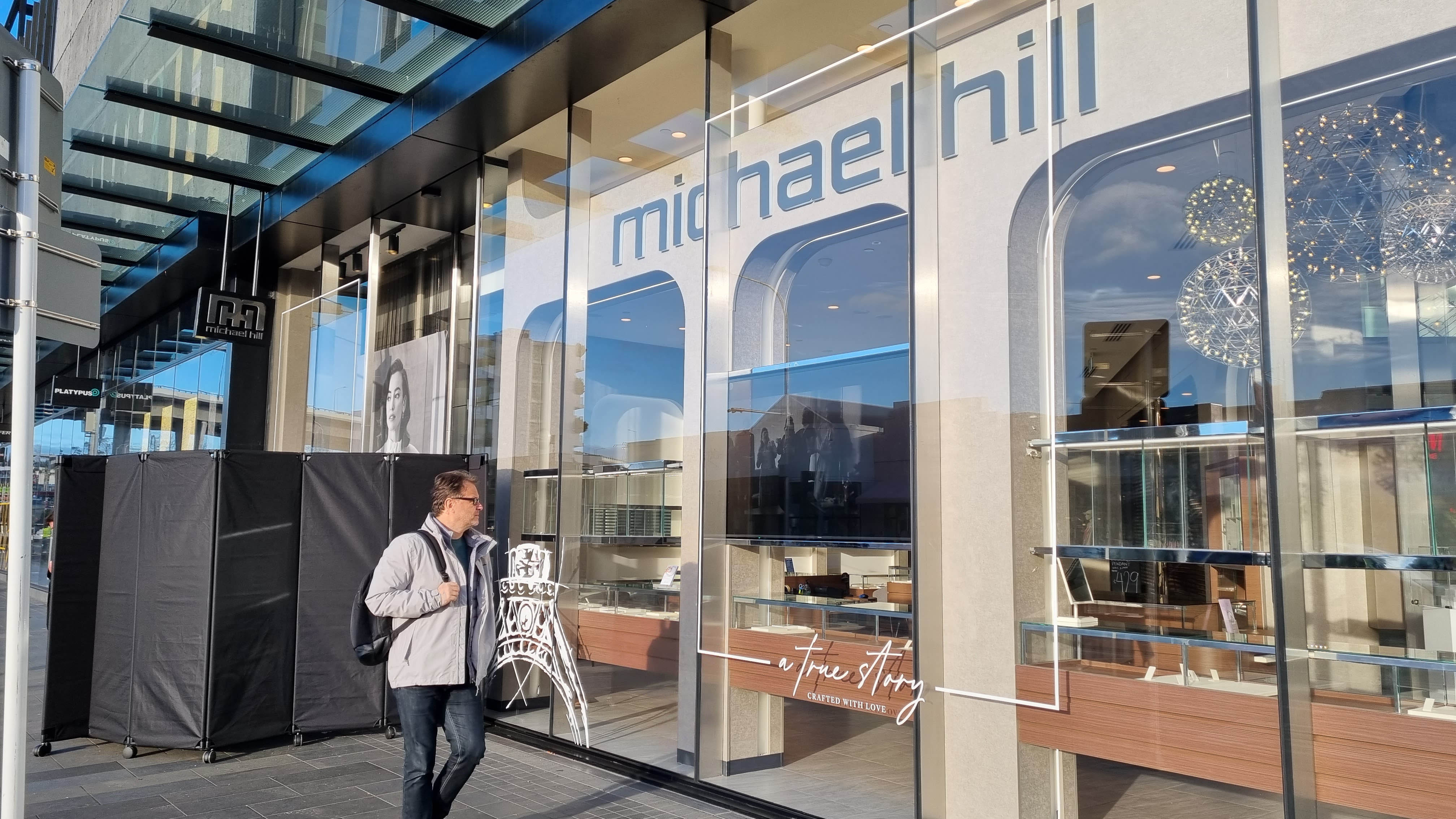 Thieves target Auckland jewellery, liquor, vape stores overnight