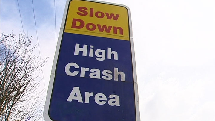 One person dead, five others injured in Northland crash